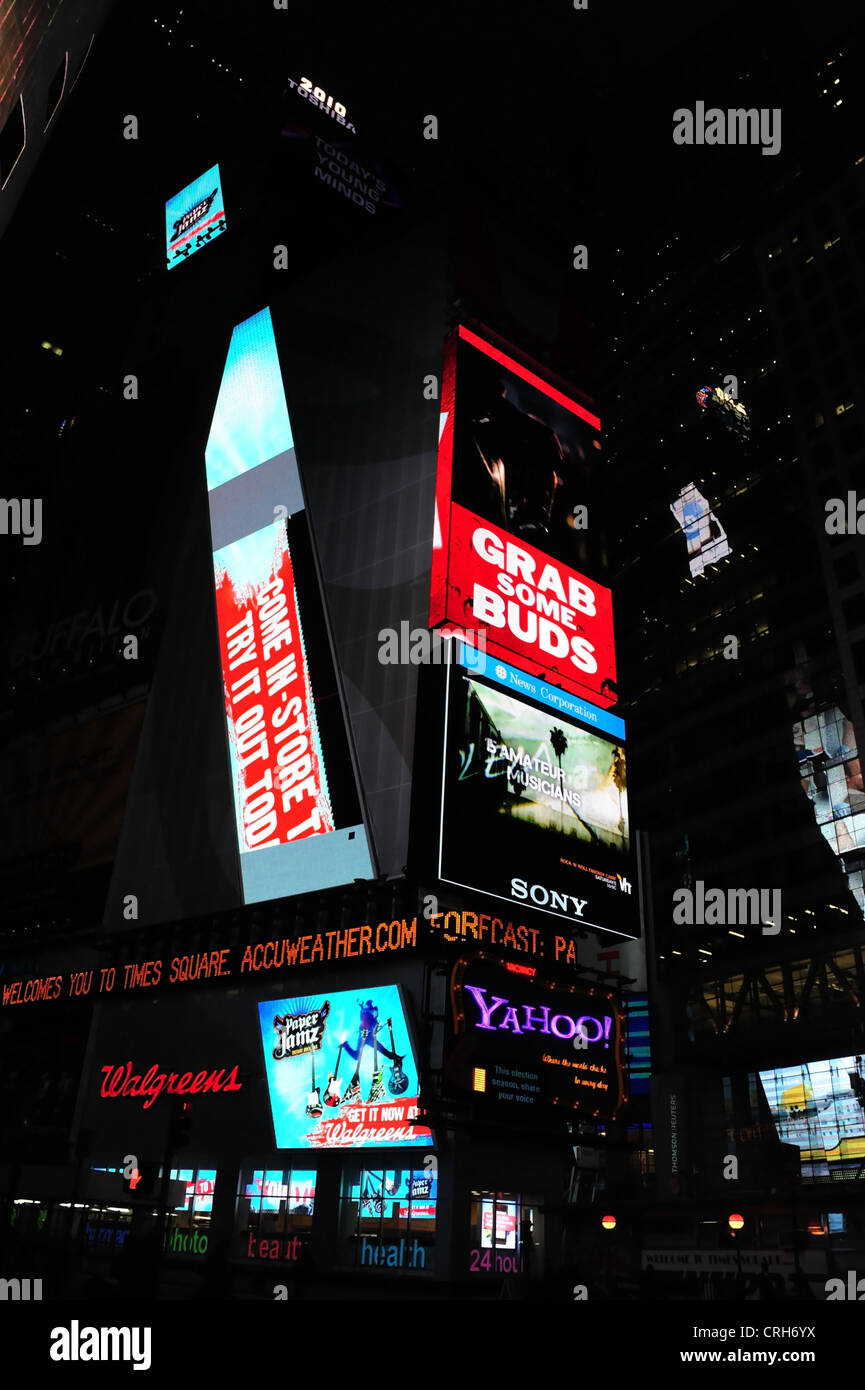 Walgreens times square hi-res stock photography and images - Alamy