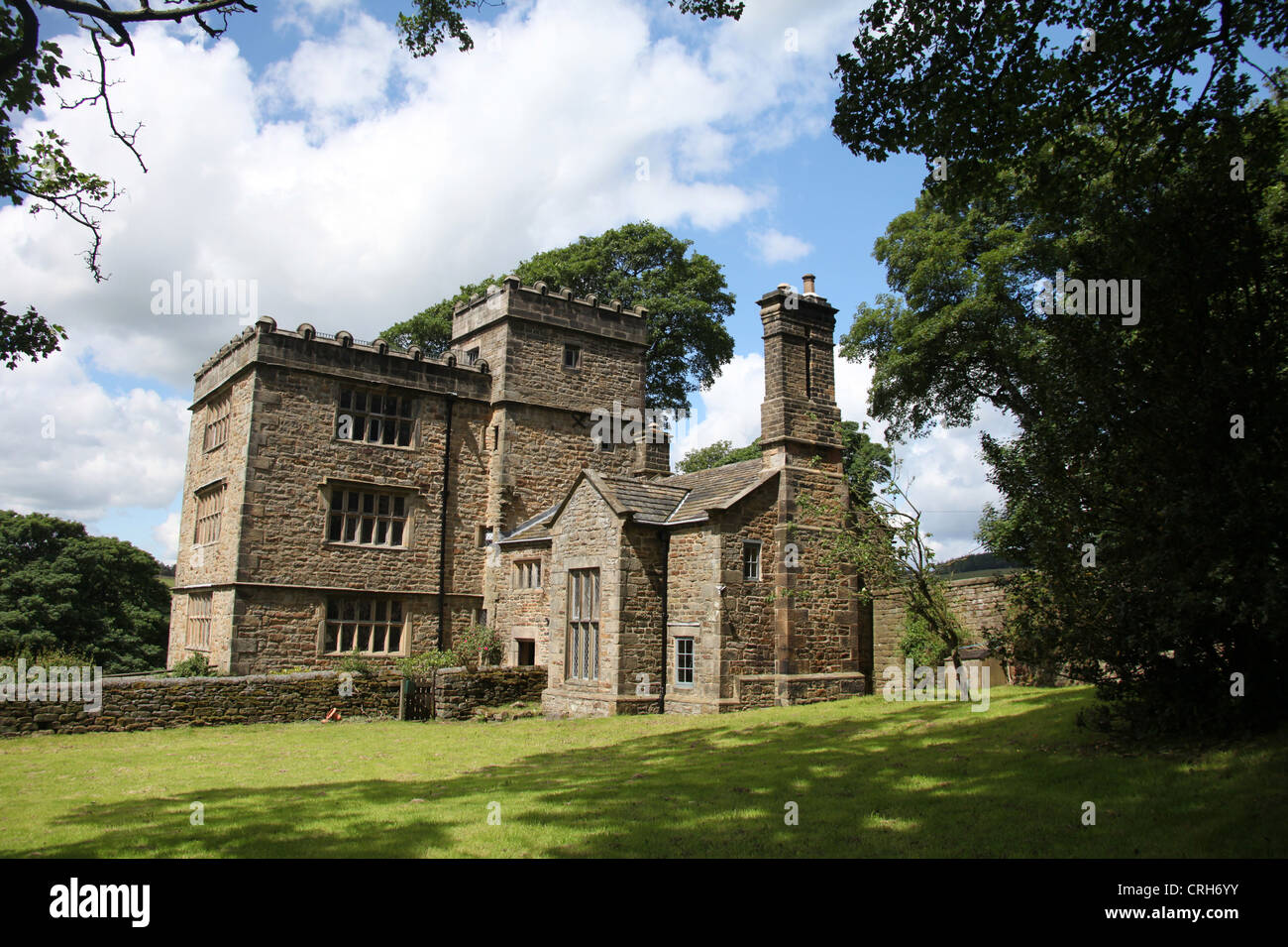 16th Century North Lees Hall at Hathersage in the Peak District ...