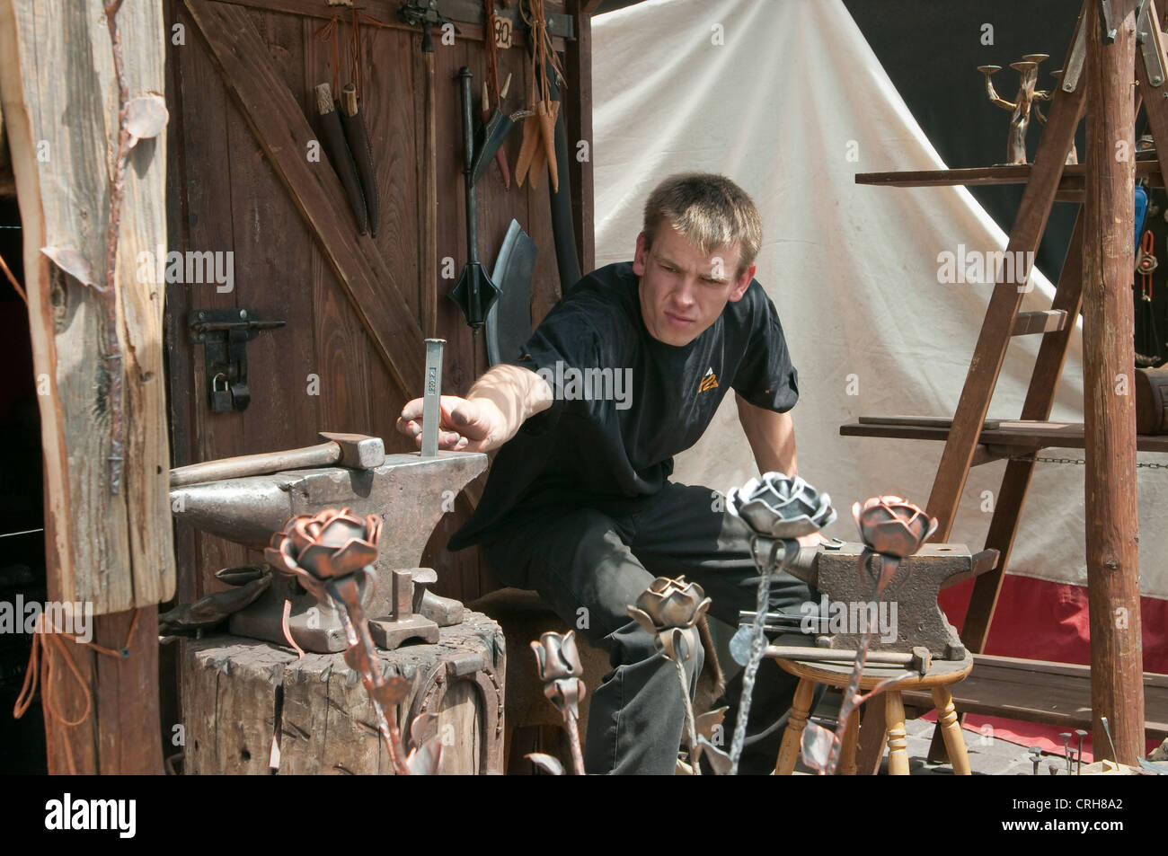 Outdoor blacksmiths shop craft hi-res stock photography and images - Alamy