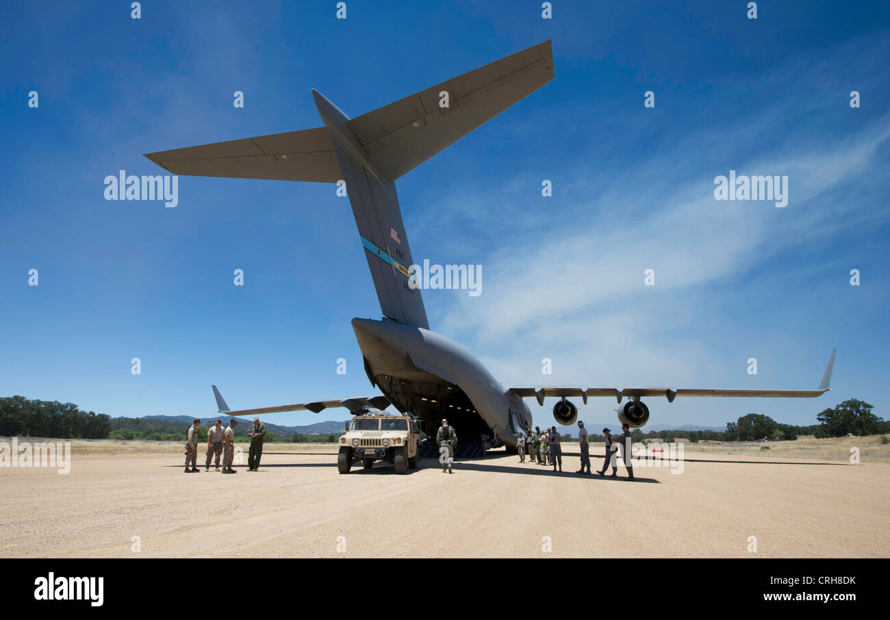 Global medic combat support training exercise hi-res stock photography ...