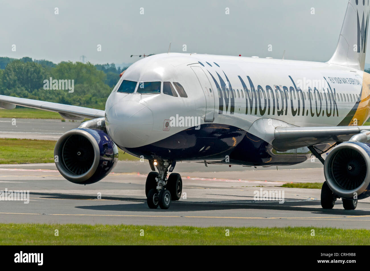 Monarch a321 jet airliner hi-res stock photography and images - Alamy