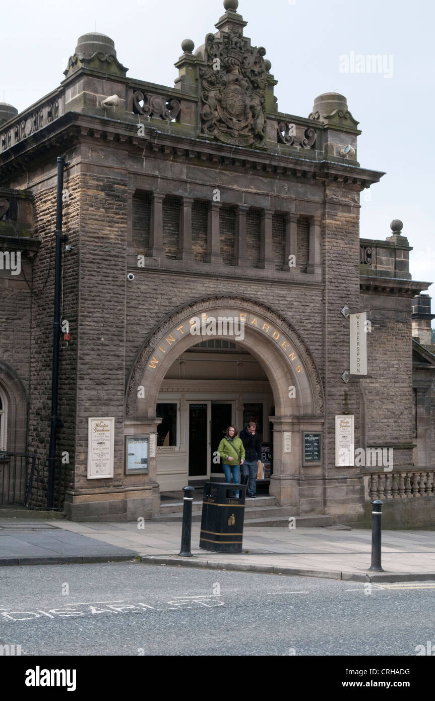 Harrogate spa baths building Stock Photo - Alamy