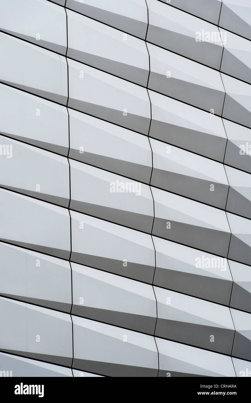 Building architecture triangle hi-res stock photography and images - Alamy