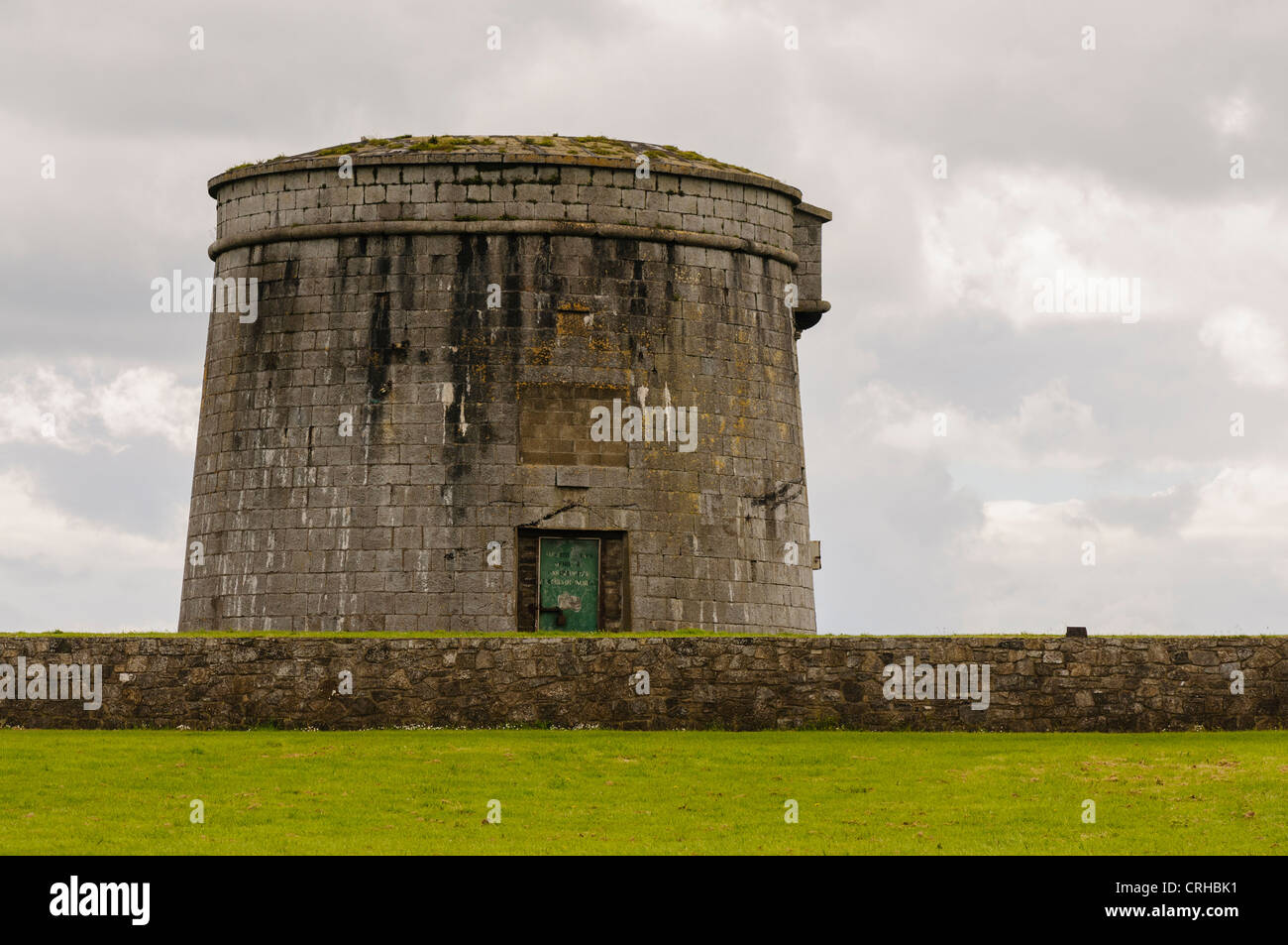 Round defense tower hi-res stock photography and images - Alamy