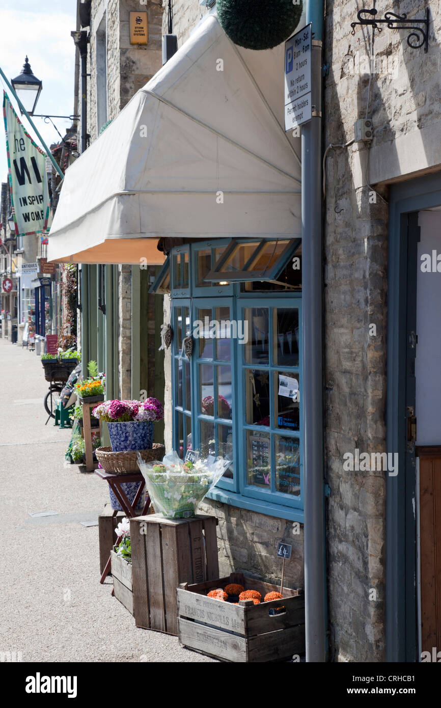 Lechlade on Thames, Gloucestershire, England, UK Stock Photo - Alamy