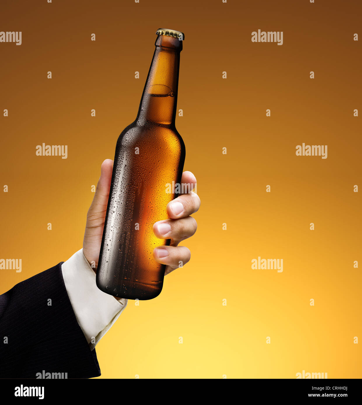 Bottle beer in mans hand hi-res stock photography and images - Alamy