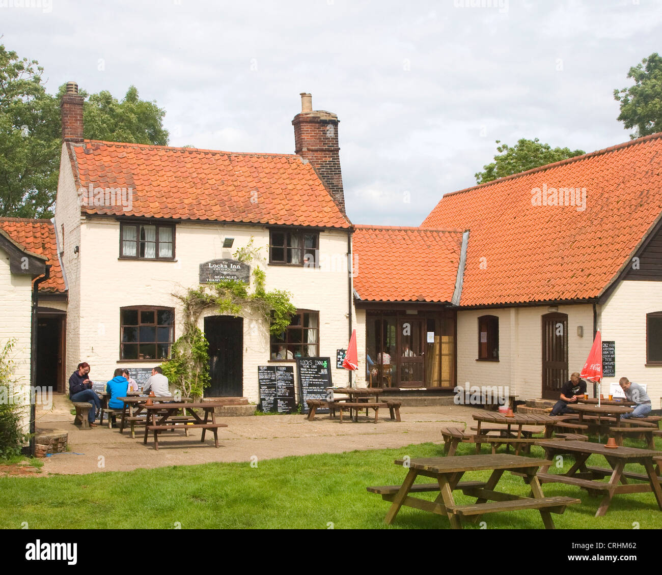 The Lock Inn public house at Geldeston Norfolk England Stock Photo - Alamy