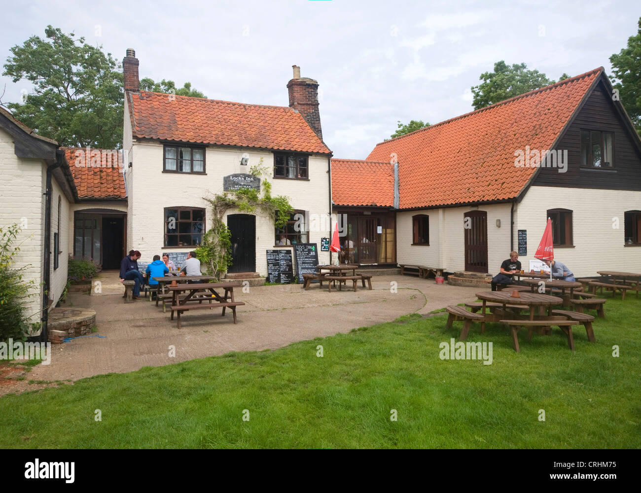 The Lock Inn public house at Geldeston Norfolk England Stock Photo - Alamy