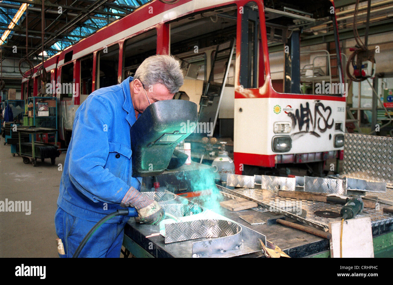 Bochum, Germany, locksmith in the welding of aluminum Stock Photo - Alamy