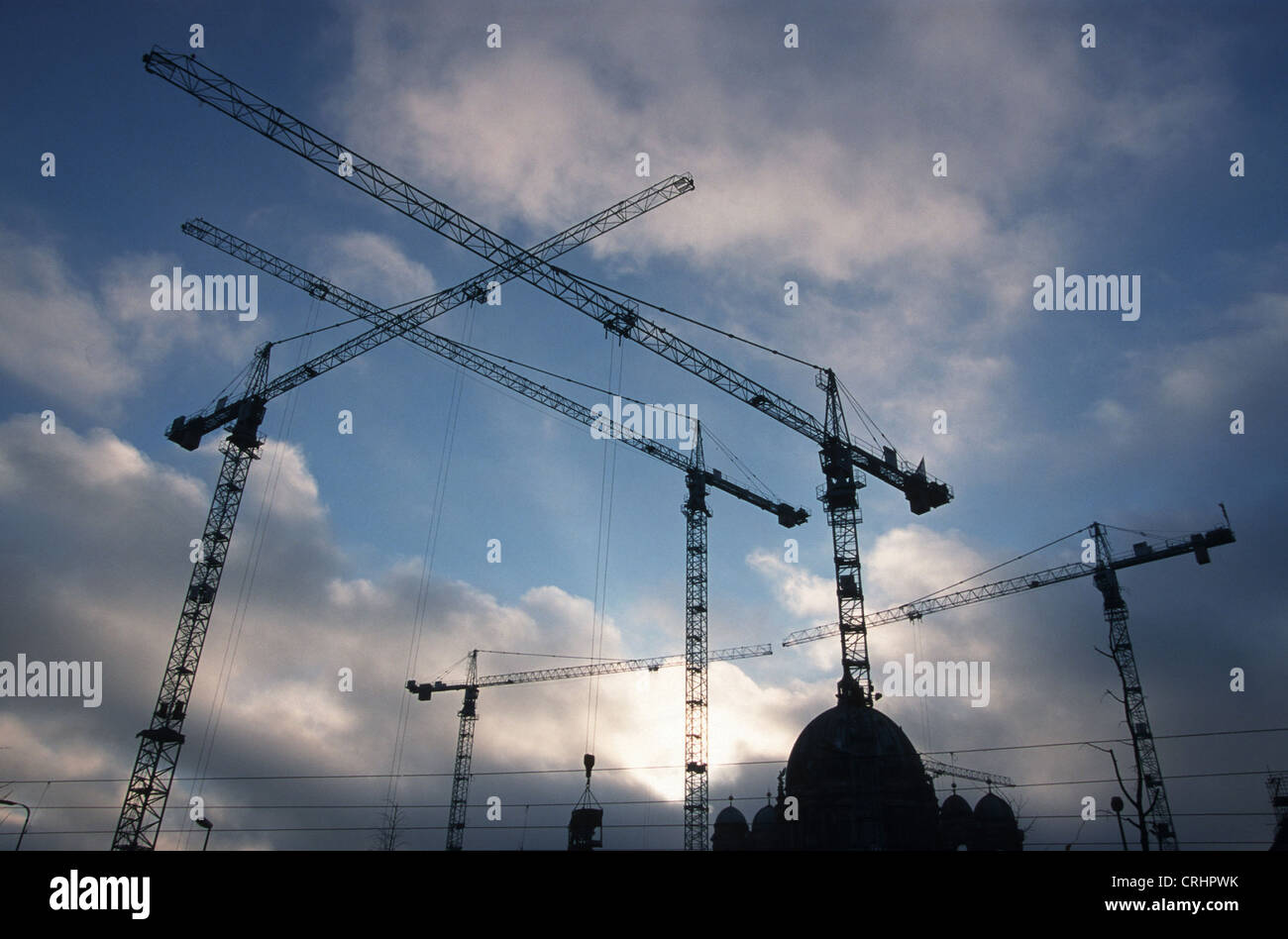 Berlin, Germany, cranes on a construction site Stock Photo - Alamy