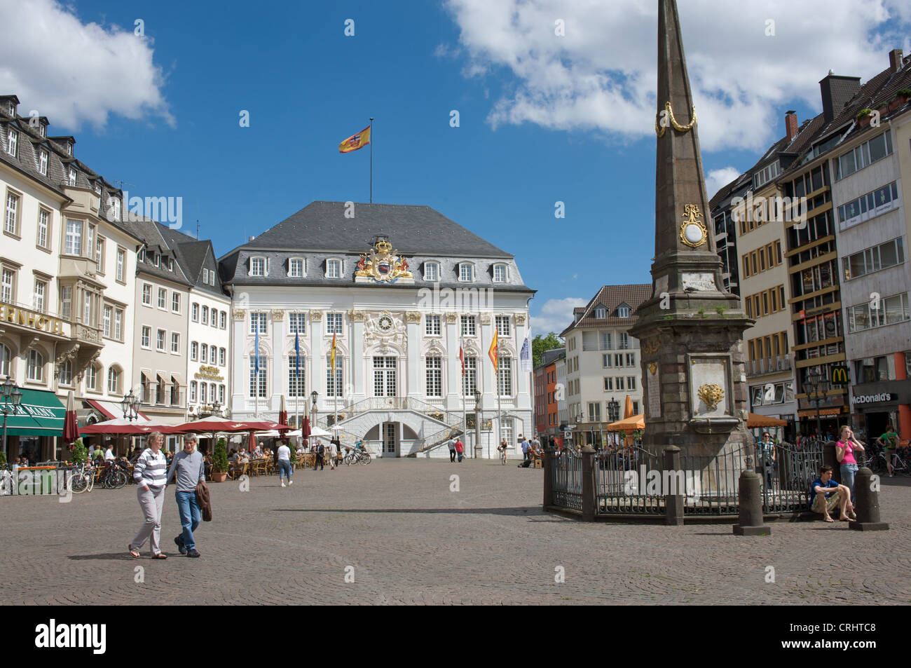 Rathaus (town hall) Bonn, North Rhine-Westphalia, Germany Stock Photo ...