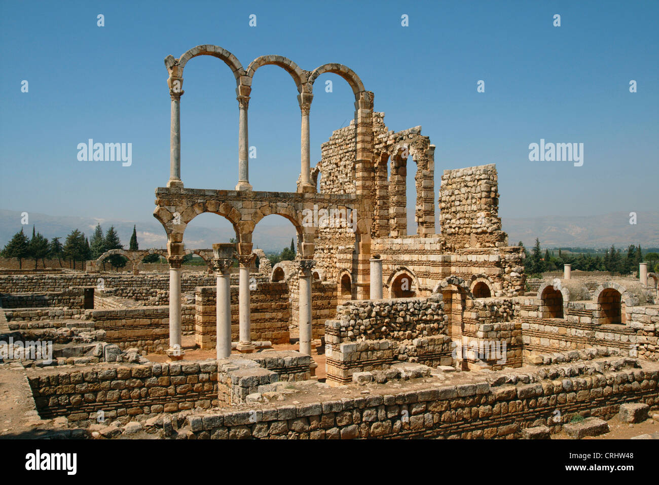 Big palace hi-res stock photography and images - Alamy