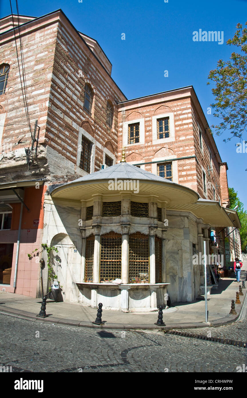 Corner of a street in Istanbul, Turkey Stock Photo - Alamy