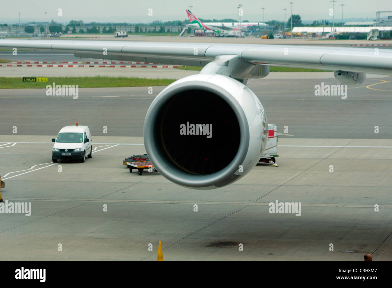 Airbus a380 wing hi-res stock photography and images - Alamy