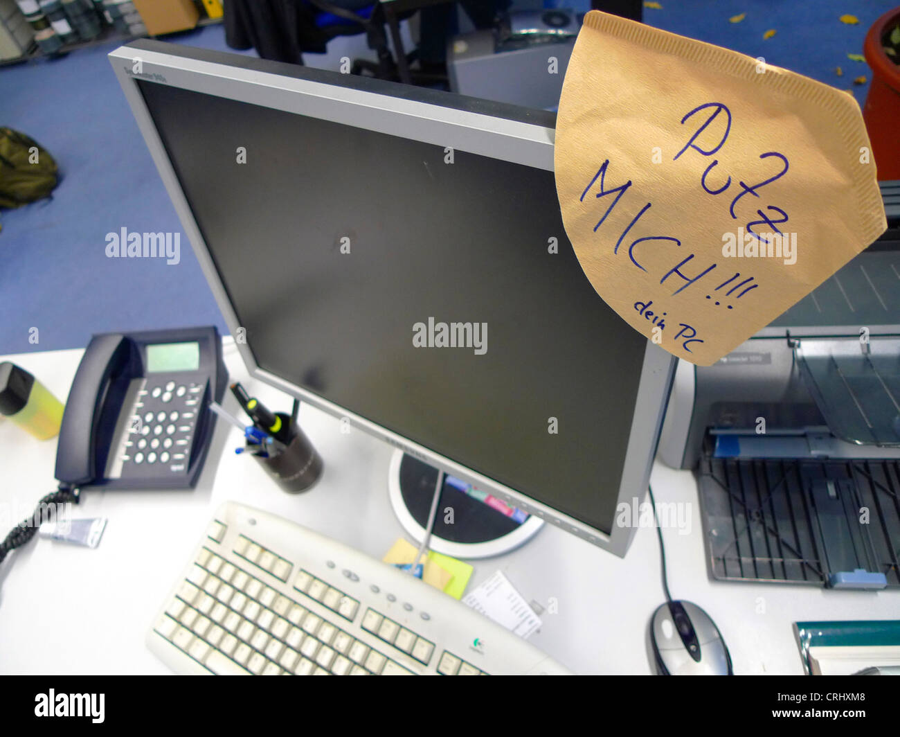 joke by a an office colleague, demand for cleaning the PC, tidy me up ...