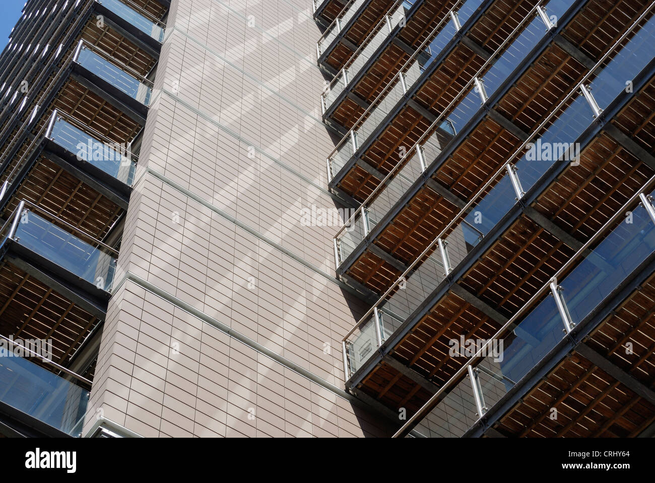 High rise apartments manchester hi-res stock photography and images - Alamy
