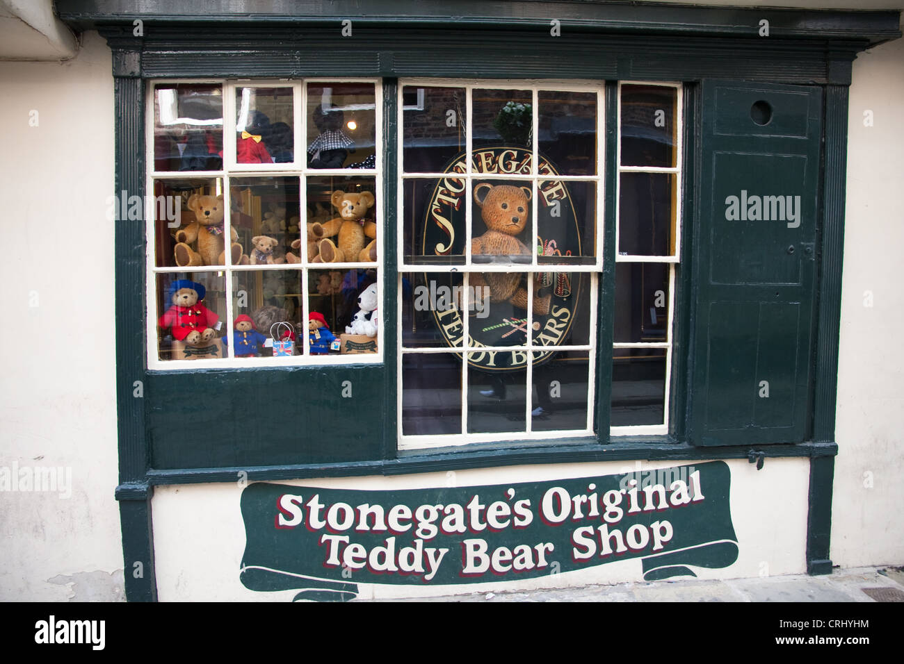 The teddy bear shop hi-res stock photography and images - Alamy