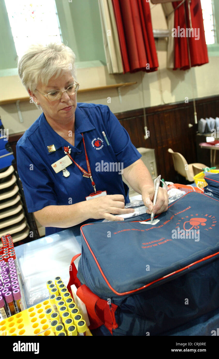 Nhs blood bank hi-res stock photography and images - Alamy