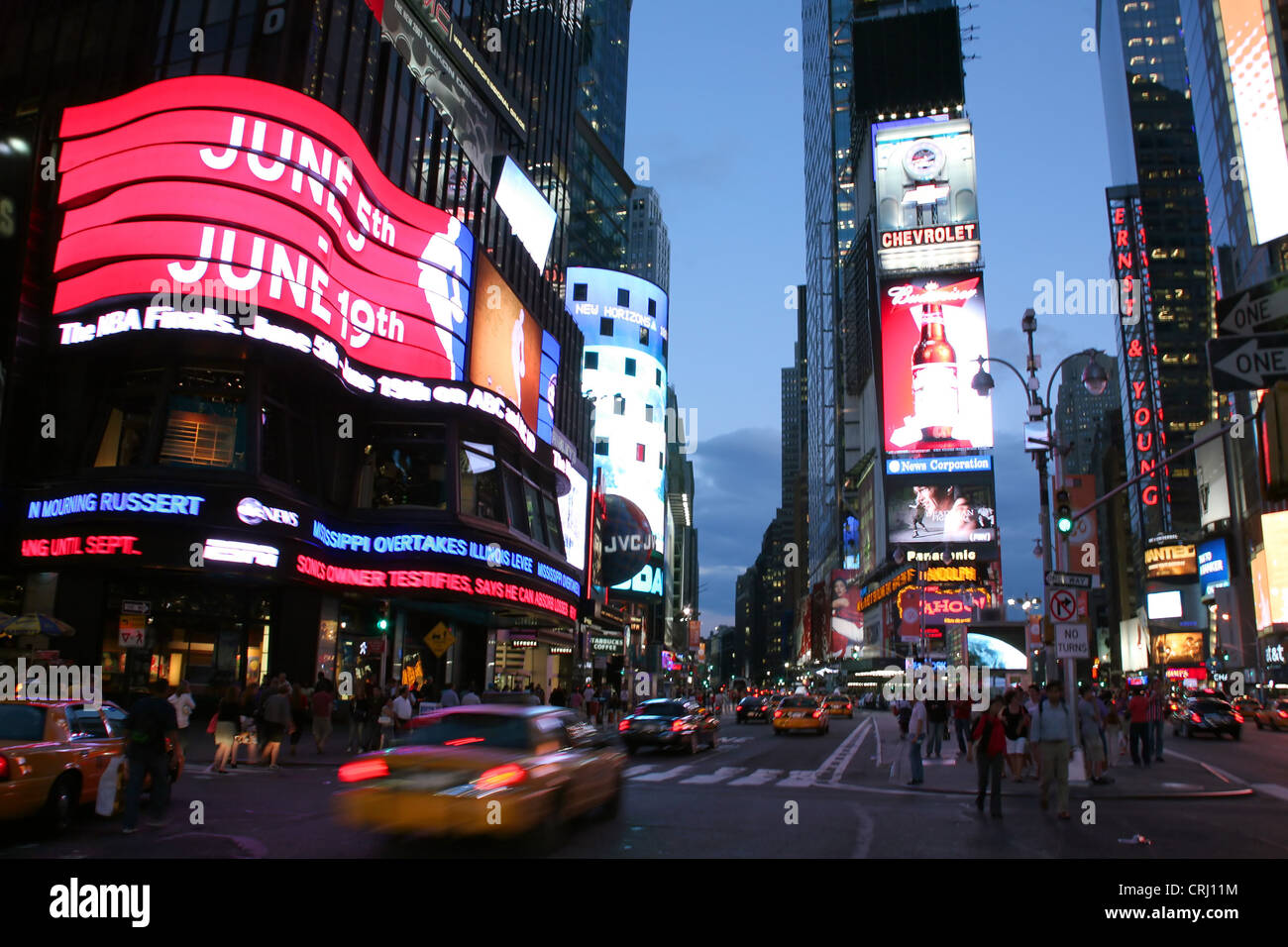 Times square shopping mall on hi-res stock photography and images - Alamy