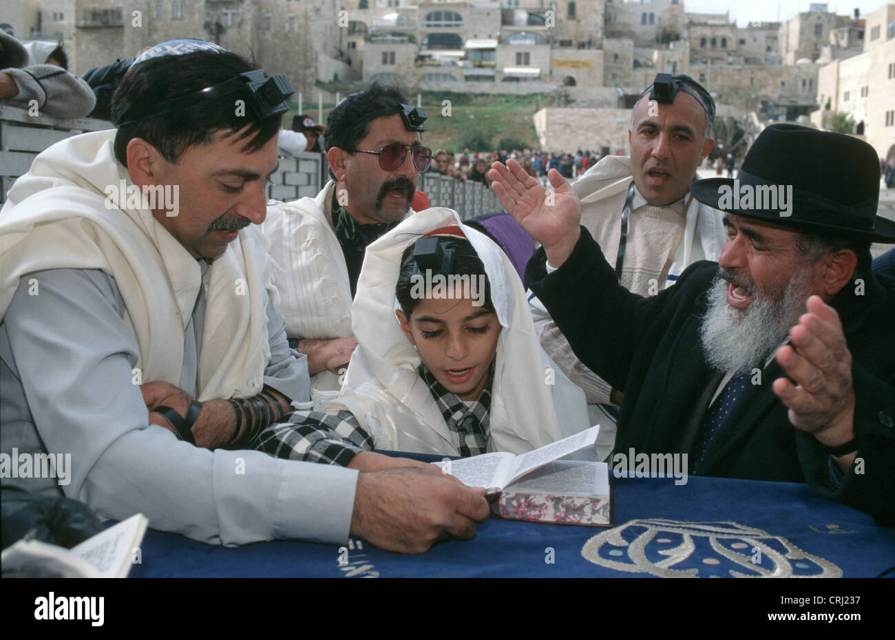 Bar mitzvah rabbi boy hi-res stock photography and images - Alamy