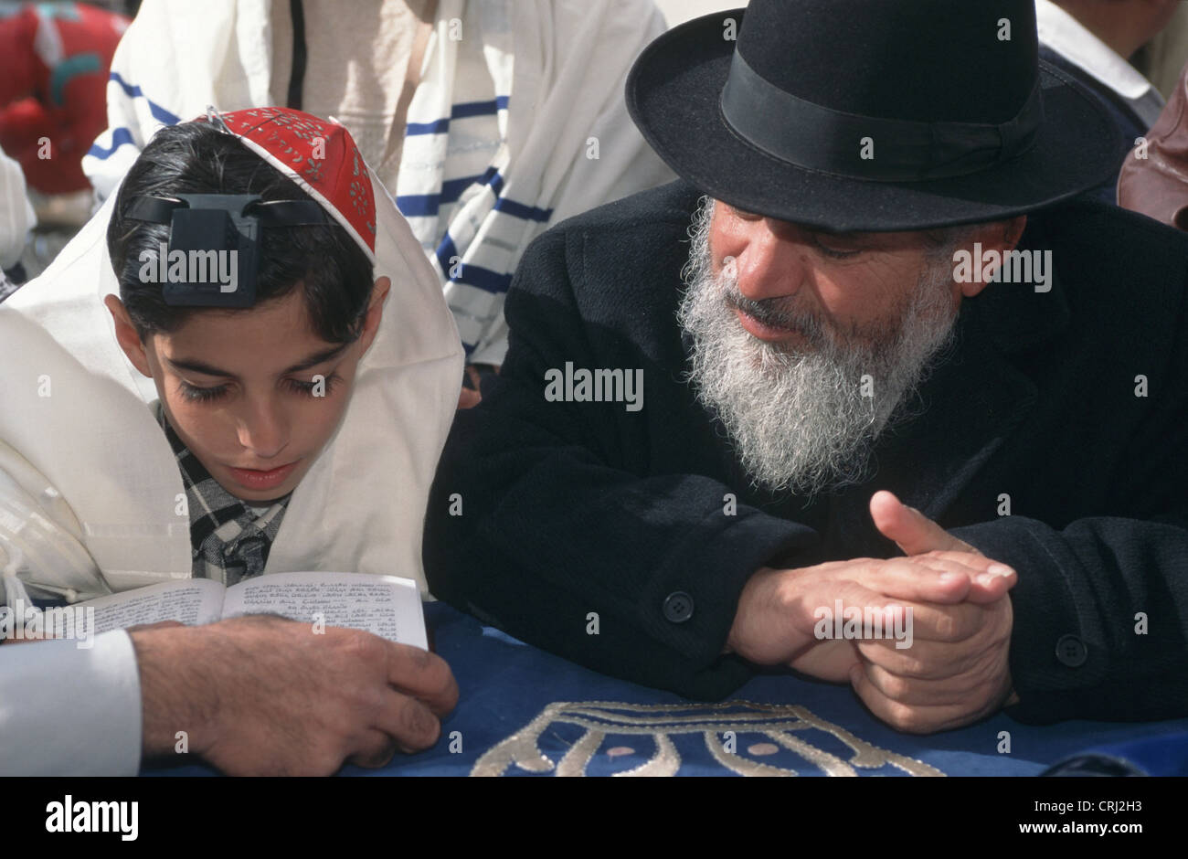 Bar mitzvah rabbi boy hi-res stock photography and images - Alamy