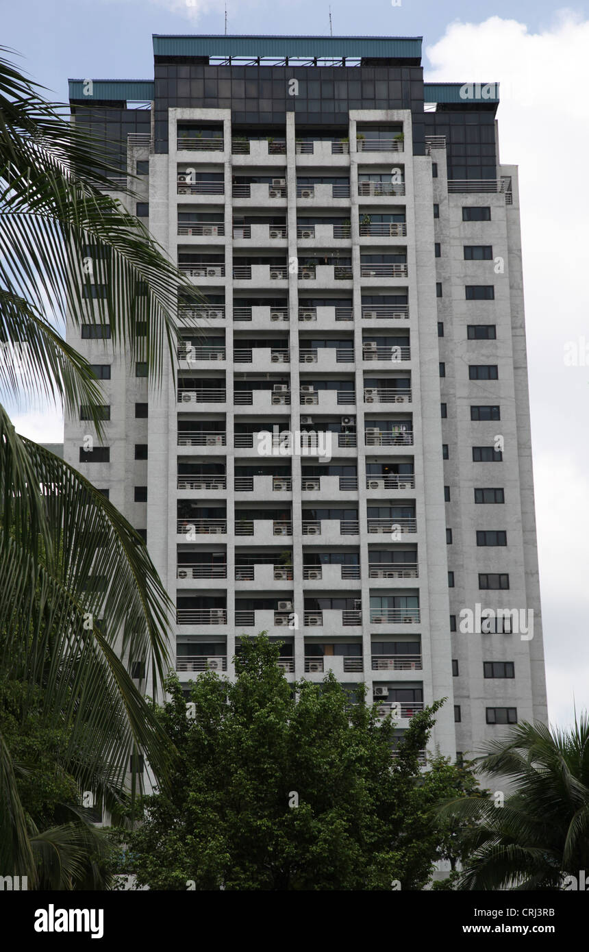 Bangkok modern building hi-res stock photography and images - Alamy