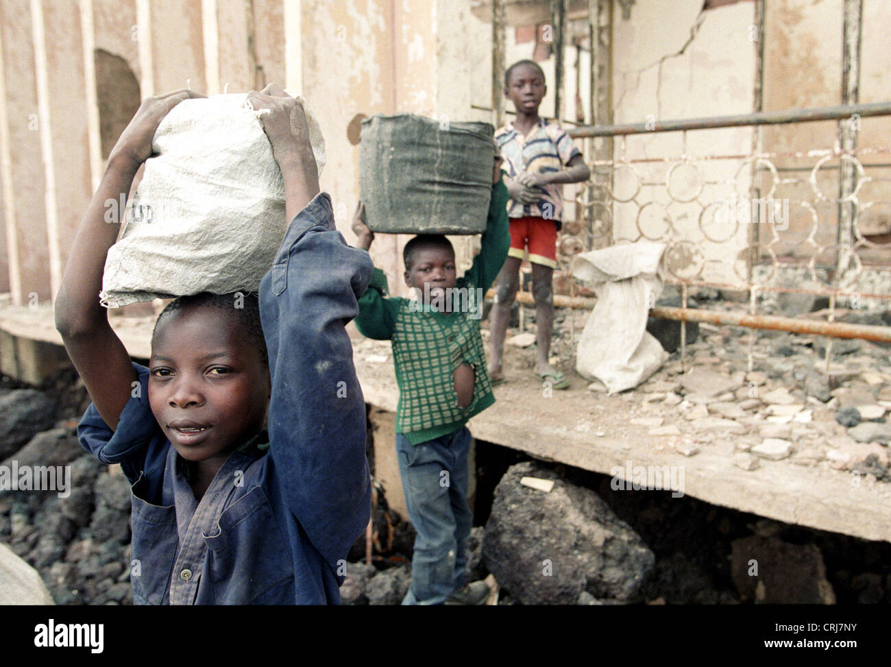 Street children after the volcanic eruption in Goma Stock Photo - Alamy