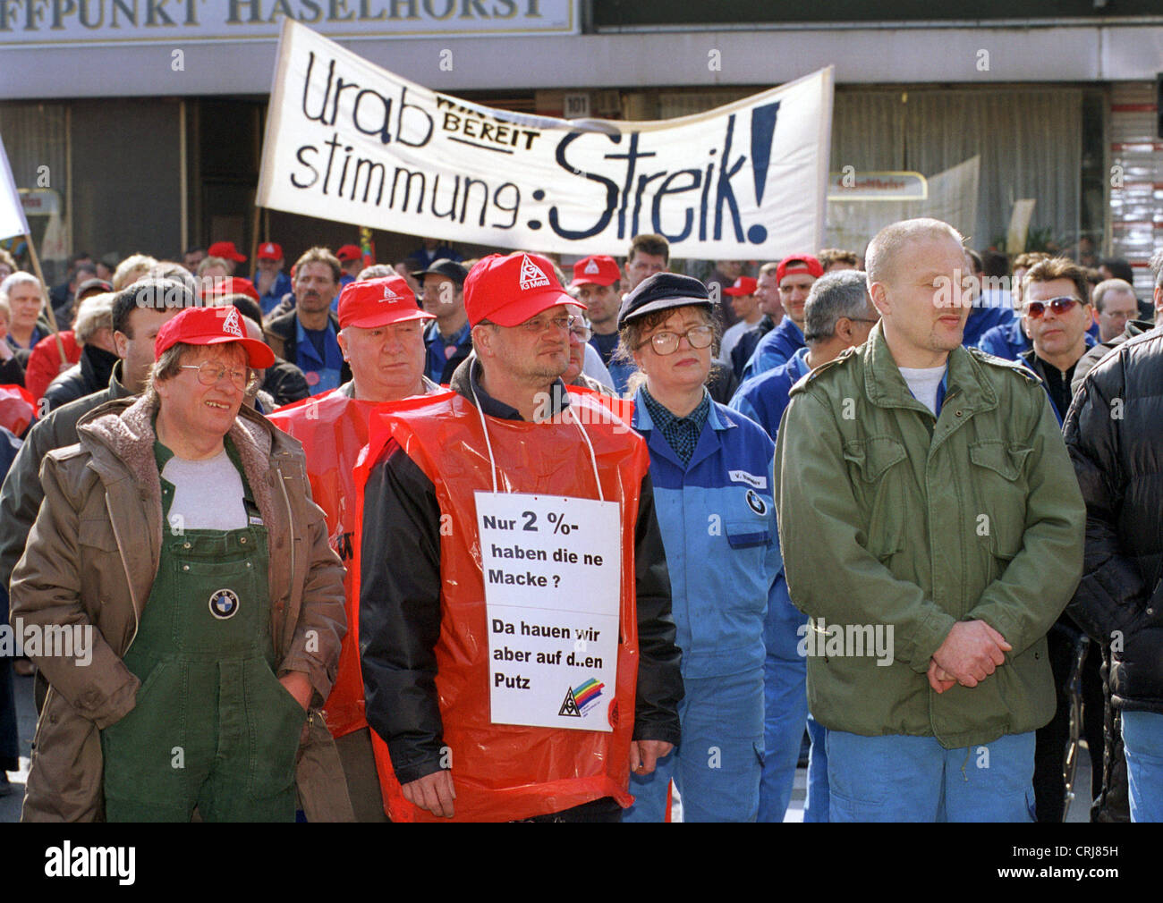 Berlin, warning strike, IG Metall Stock Photo - Alamy