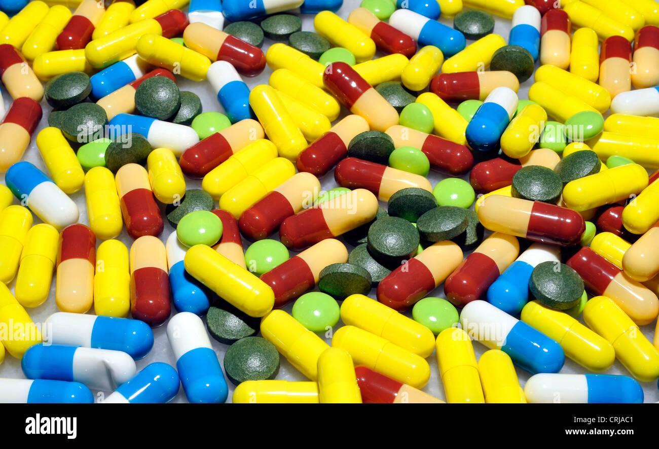Pills drugs turning close up hi-res stock photography and images - Alamy
