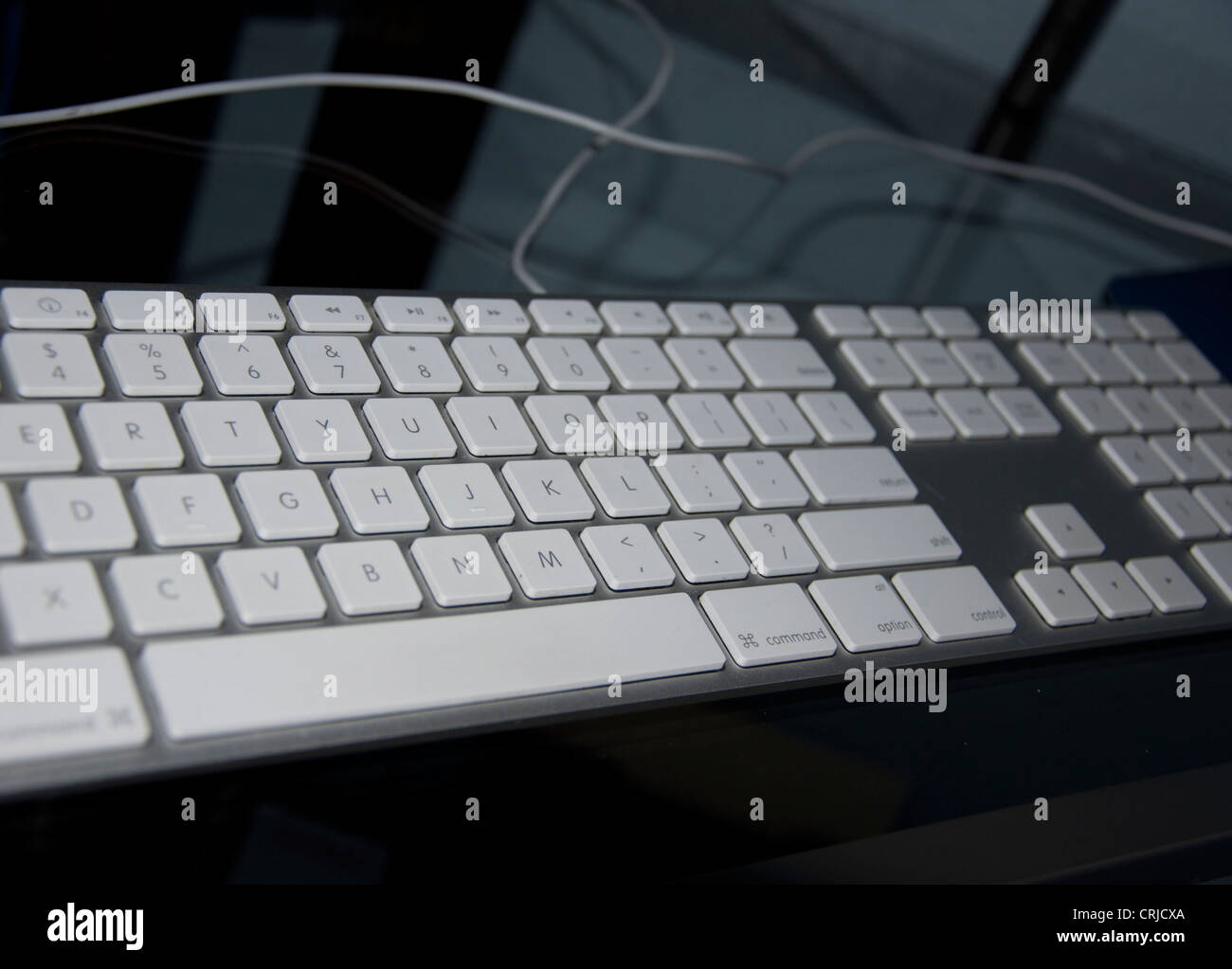 Apple computer keyboard Stock Photo - Alamy