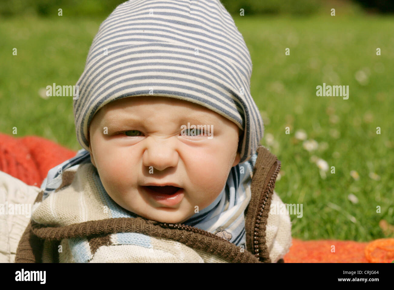 Wrinkling nose hi-res stock photography and images - Alamy