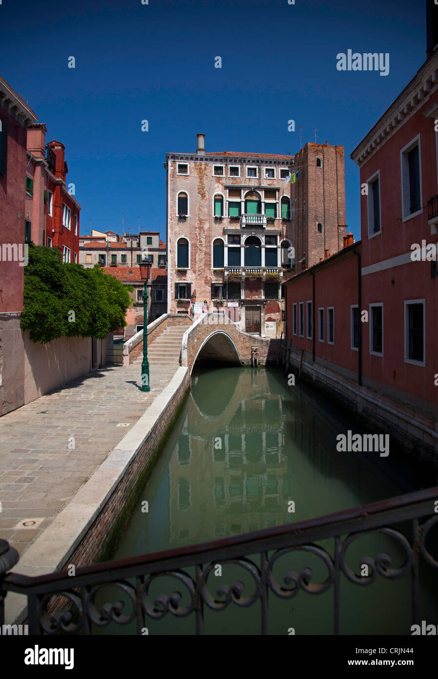 Seawater canal hi-res stock photography and images - Alamy