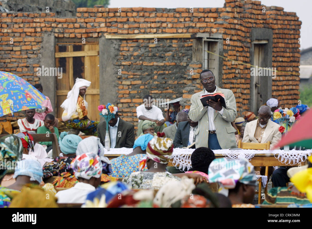 Street church in Goma Stock Photo - Alamy