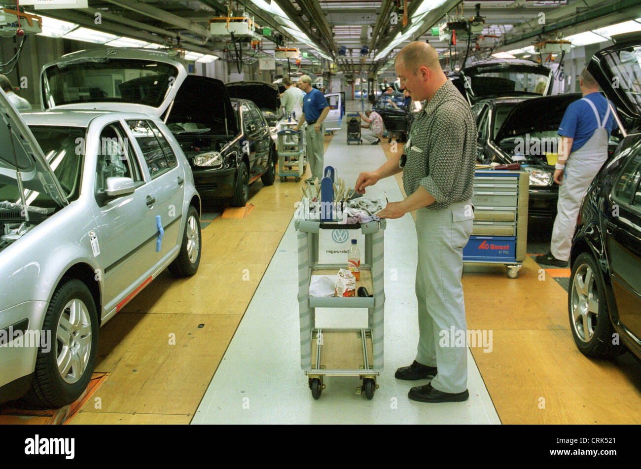Wolfsburg, car production at Volkswagen AG Stock Photo - Alamy