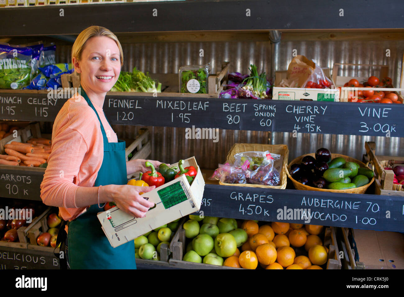 Lady green grocer hi-res stock photography and images - Alamy
