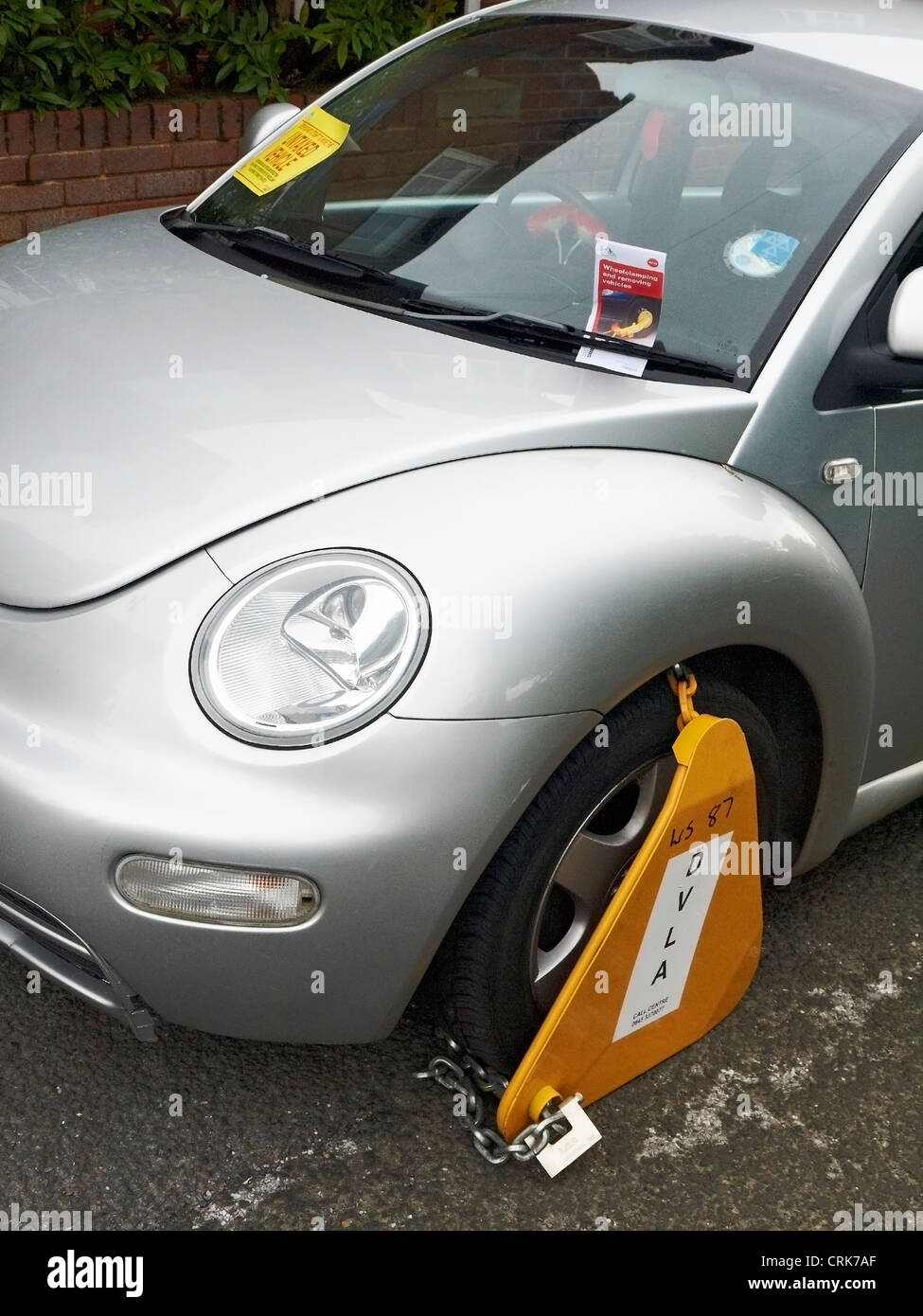 Untaxed vehicle dvla sticker hi-res stock photography and images - Alamy