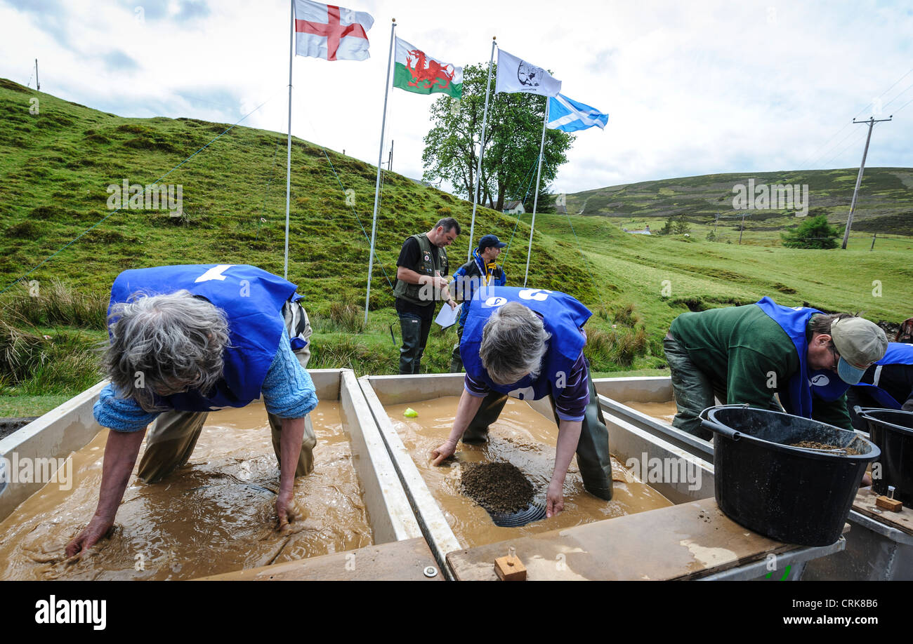 Gold Panning Wanlockhead Stock Photos & Gold Panning Wanlockhead Stock ...