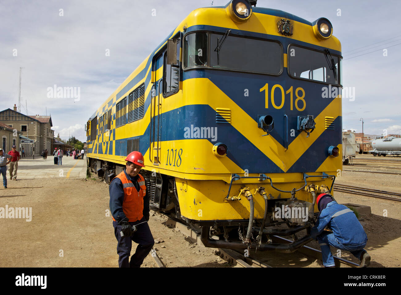 Bolivia bolivian railway transport hi-res stock photography and images ...