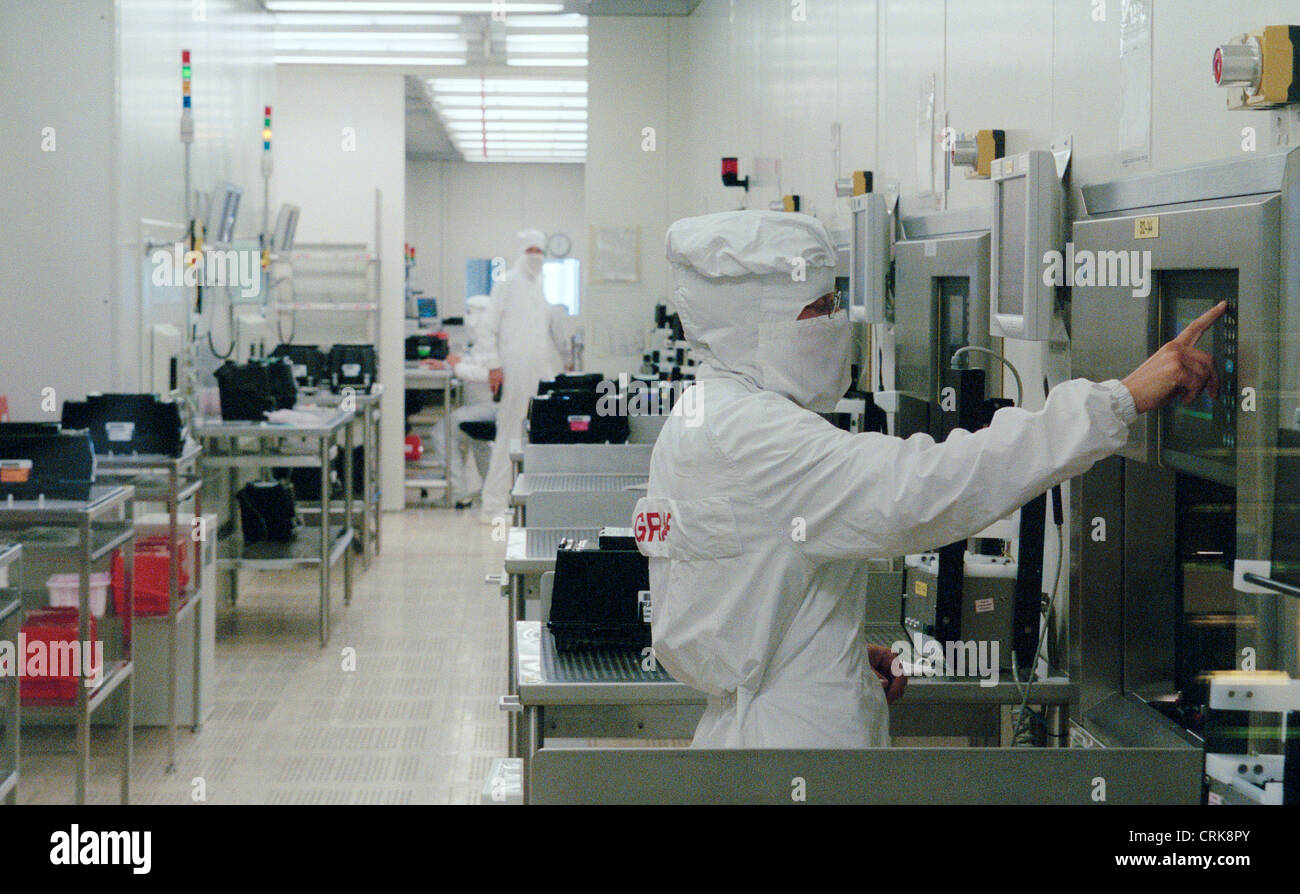 Clean room for microchip production at Infineon Stock Photo - Alamy