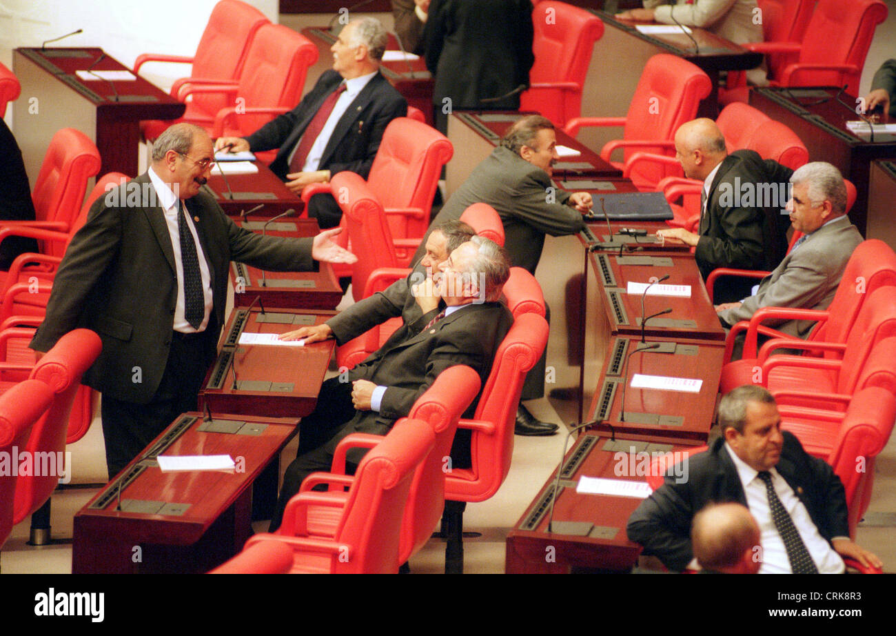 Inside parliament mps hi-res stock photography and images - Alamy