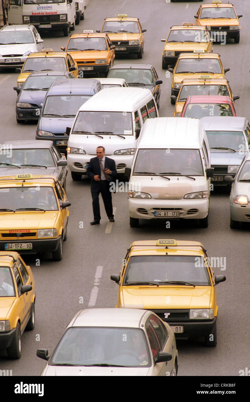 Main street cars on hi-res stock photography and images - Alamy