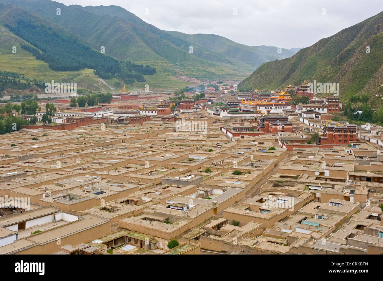 Labrang monastery complex hi-res stock photography and images - Alamy