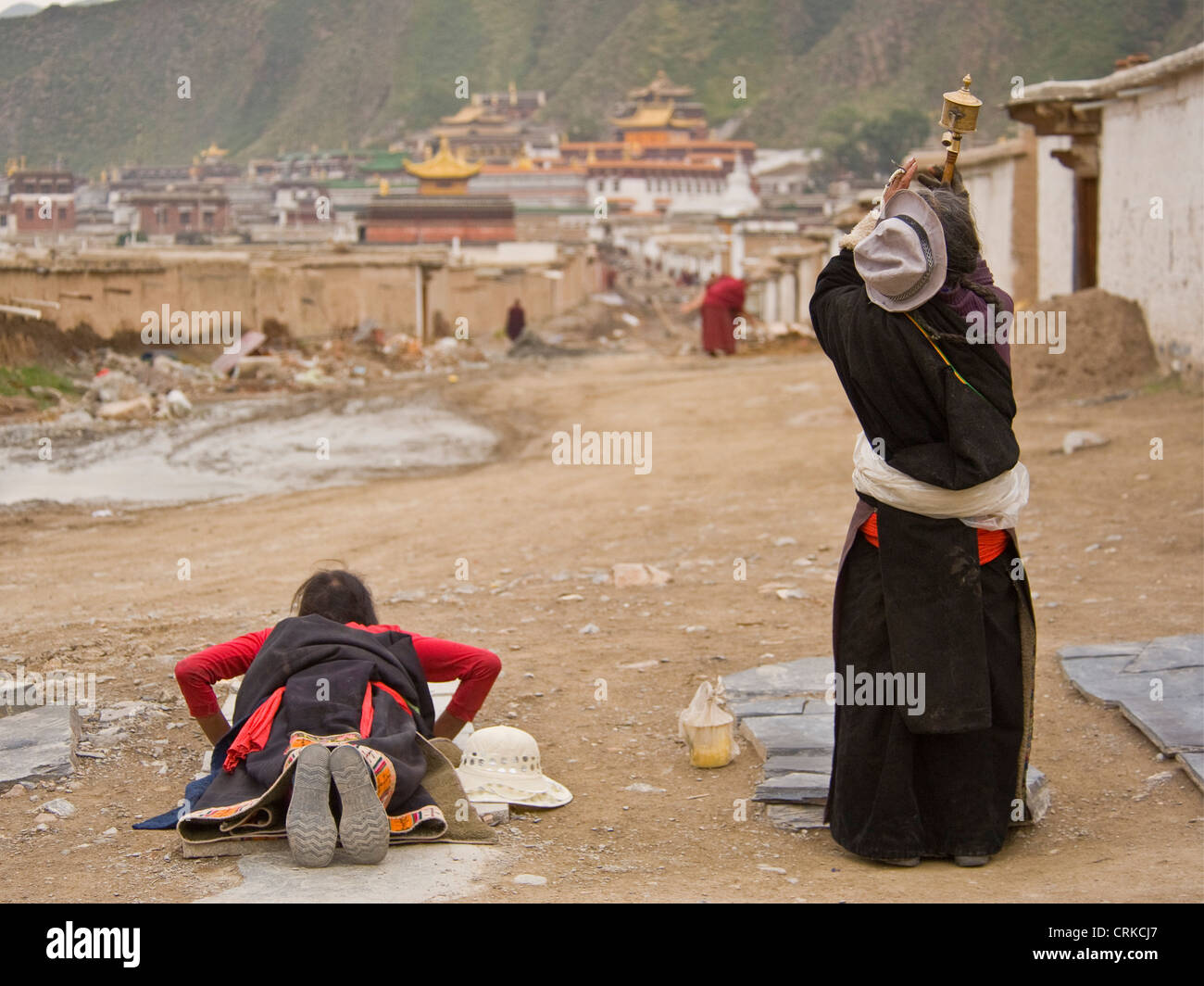 Prostration tibet hi-res stock photography and images - Alamy