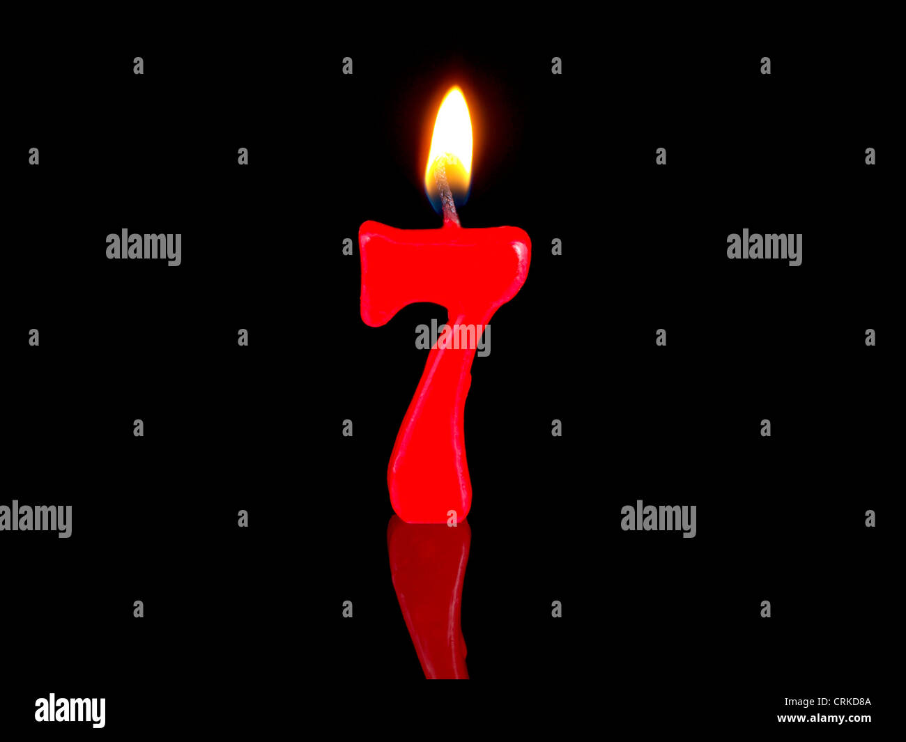 Number 7 candle hi-res stock photography and images - Alamy