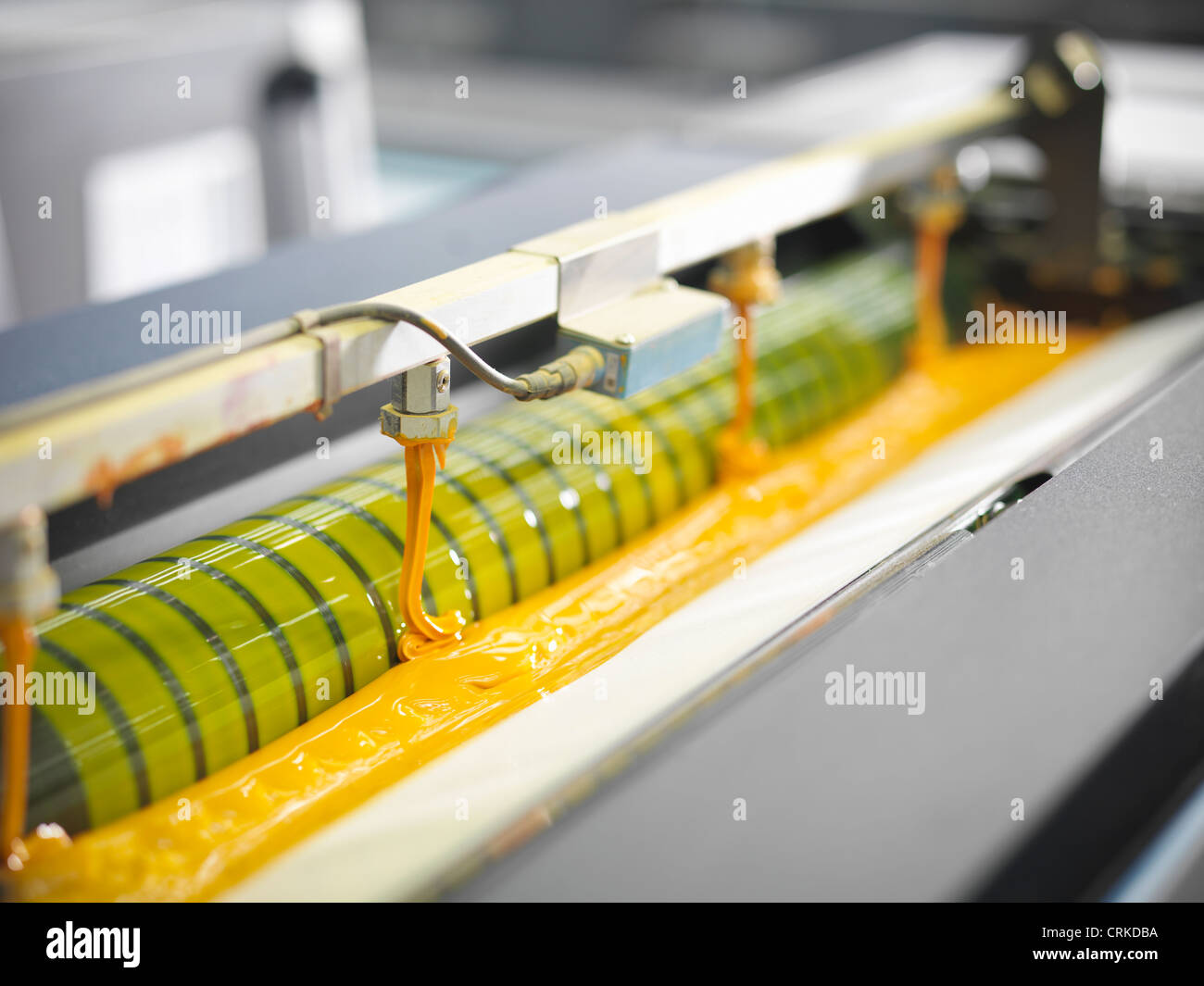 Yellow press hi-res stock photography and images - Alamy