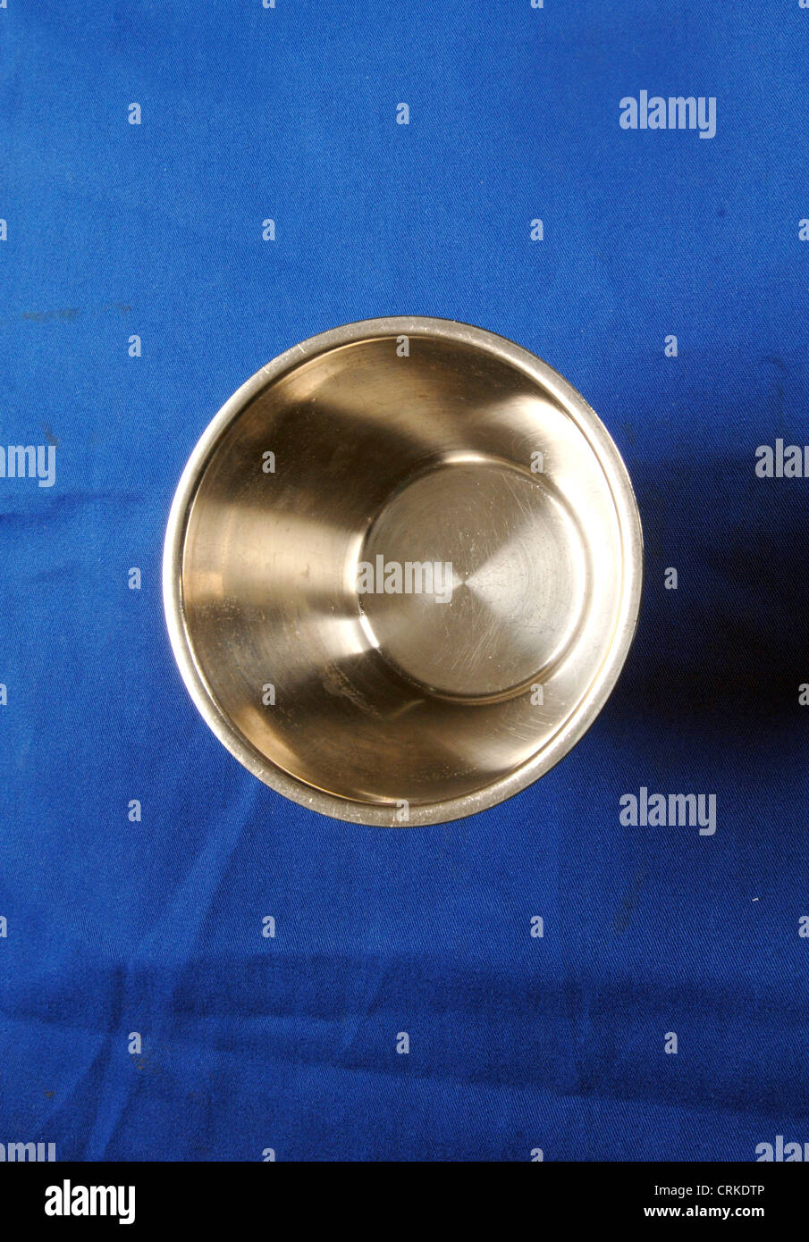 metal container used during surgery Stock Photo - Alamy