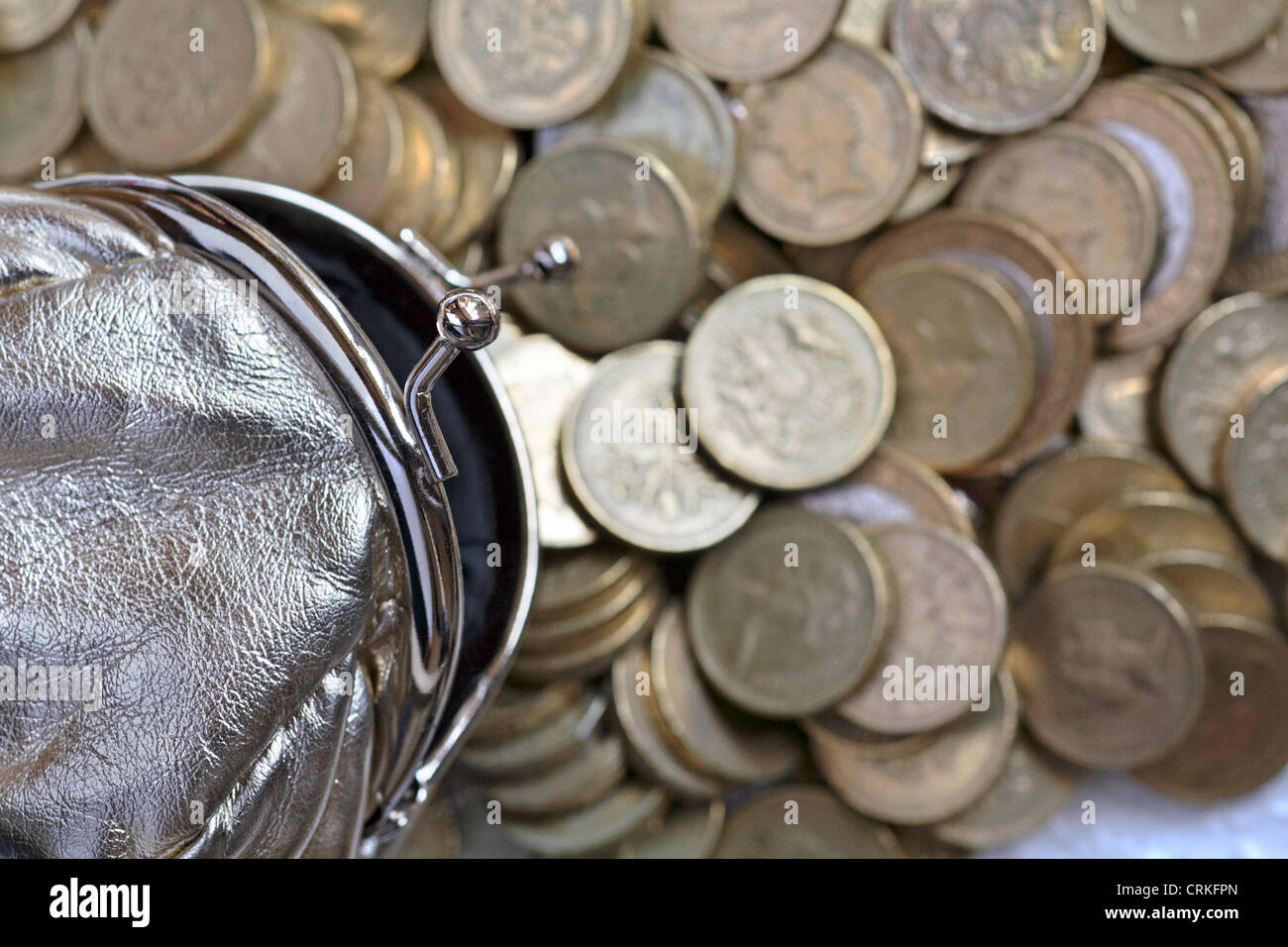 Open purse coins hi-res stock photography and images - Alamy