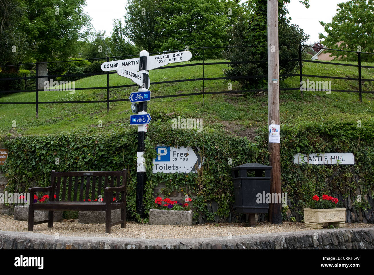 Old signpost village hi-res stock photography and images - Alamy
