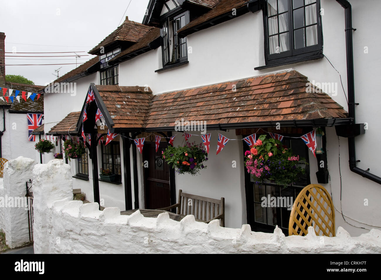 Whitewashed homes hi-res stock photography and images - Alamy