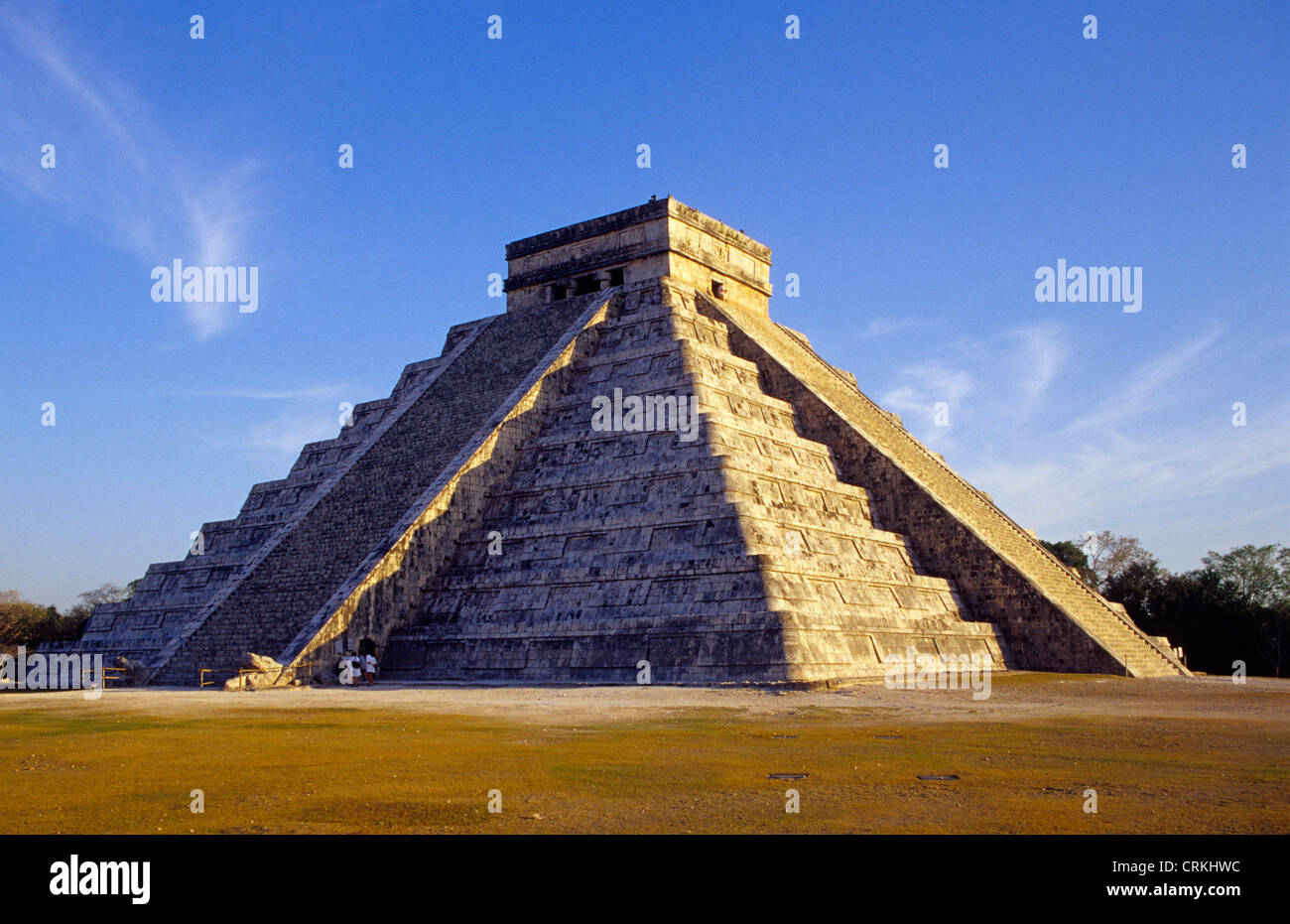 Pyramid of Kukulkan ( El Castillo ) .Chichen Itza.Yucatan.Mexico Stock ...